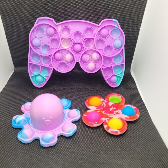 Toys | Girl Gamer Video Game Controller Silicone Fidget Bubble Popper ...